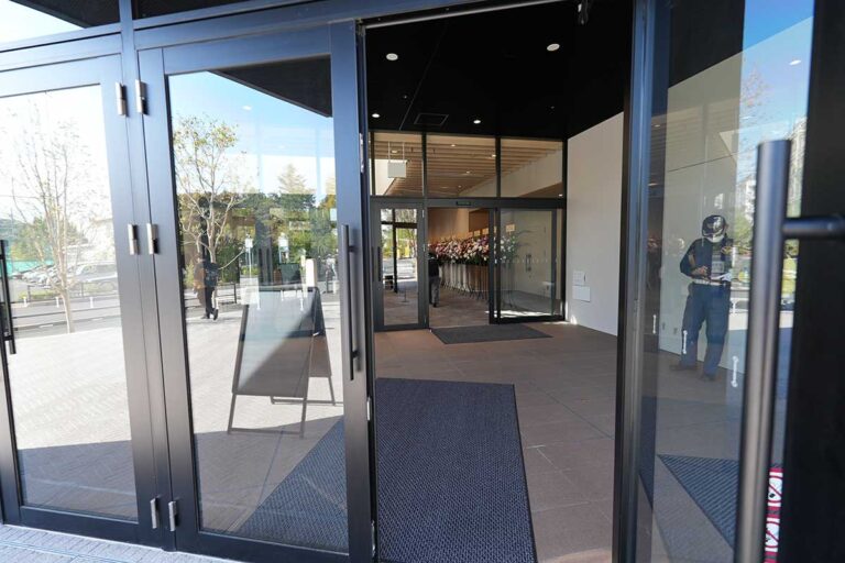 【開店】ま〜おっきいリンク！11月11日にオープンする『マオリンク（MAO RINK TACHIKAWA TACHIHI）』に入ってみた《施設紹介編》 | いいね！立川