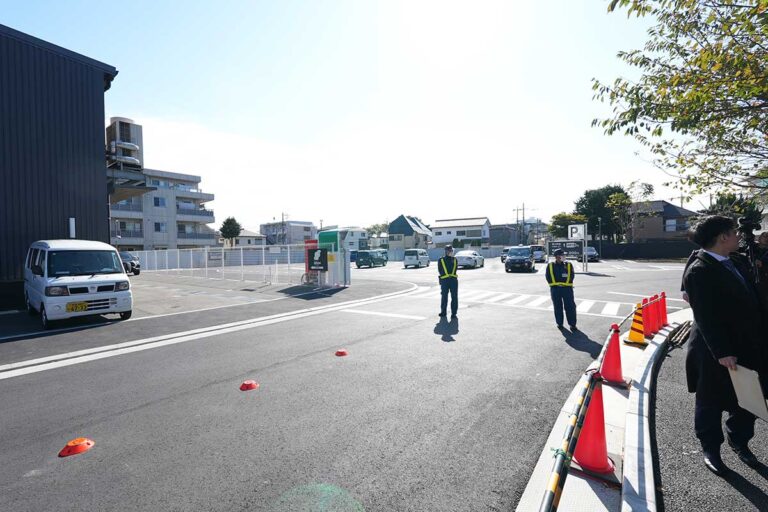 【開店】ま〜おっきいリンク！11月11日にオープンする『マオリンク（MAO RINK TACHIKAWA TACHIHI）』に入ってみた《施設紹介編》 | いいね！立川